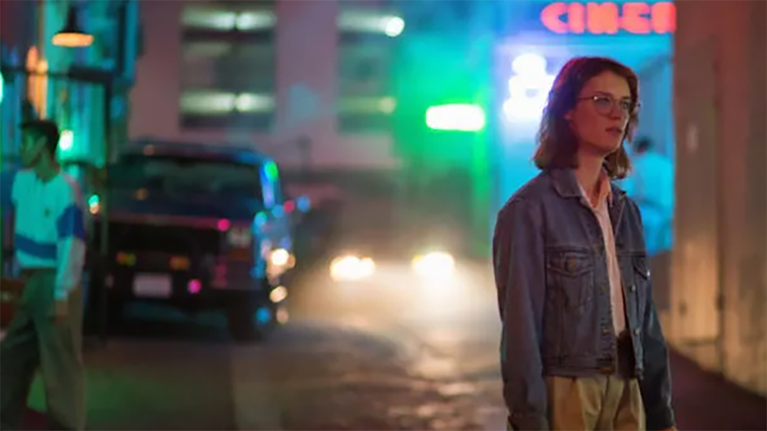 Dystopian Fiction: Reflecting Society's Fears and Hopes (Guide)